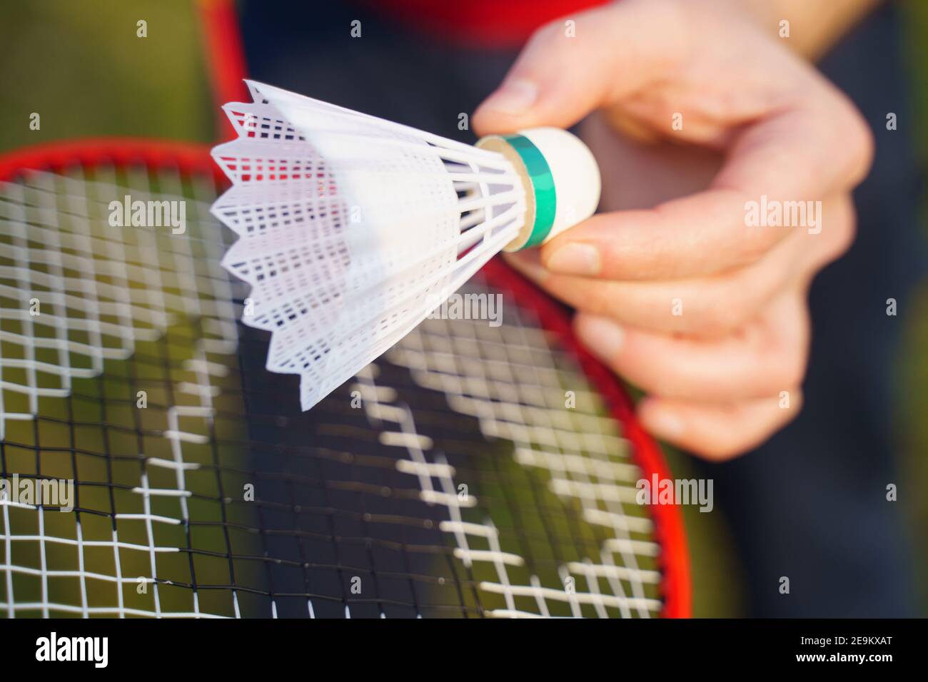 Play badminton in park hi-res stock photography and images - Alamy