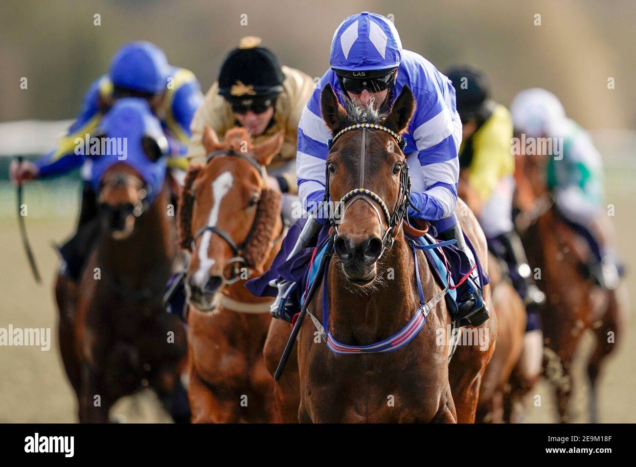 Racing martin dwyer hi-res stock photography and images - Alamy