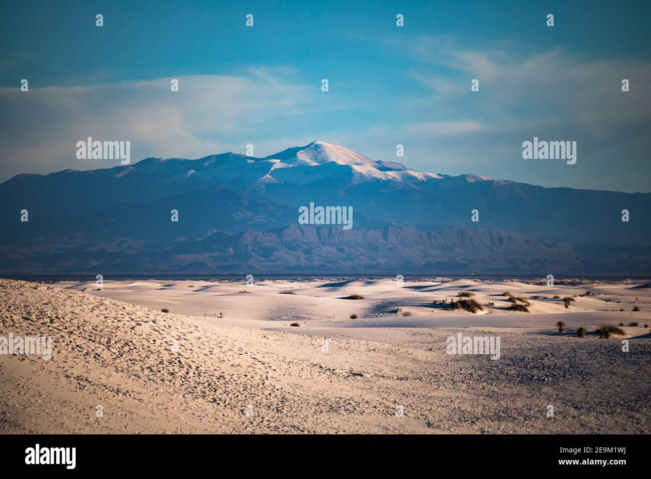 dramatic landscape images of White Sands National Park in New Mexico ...