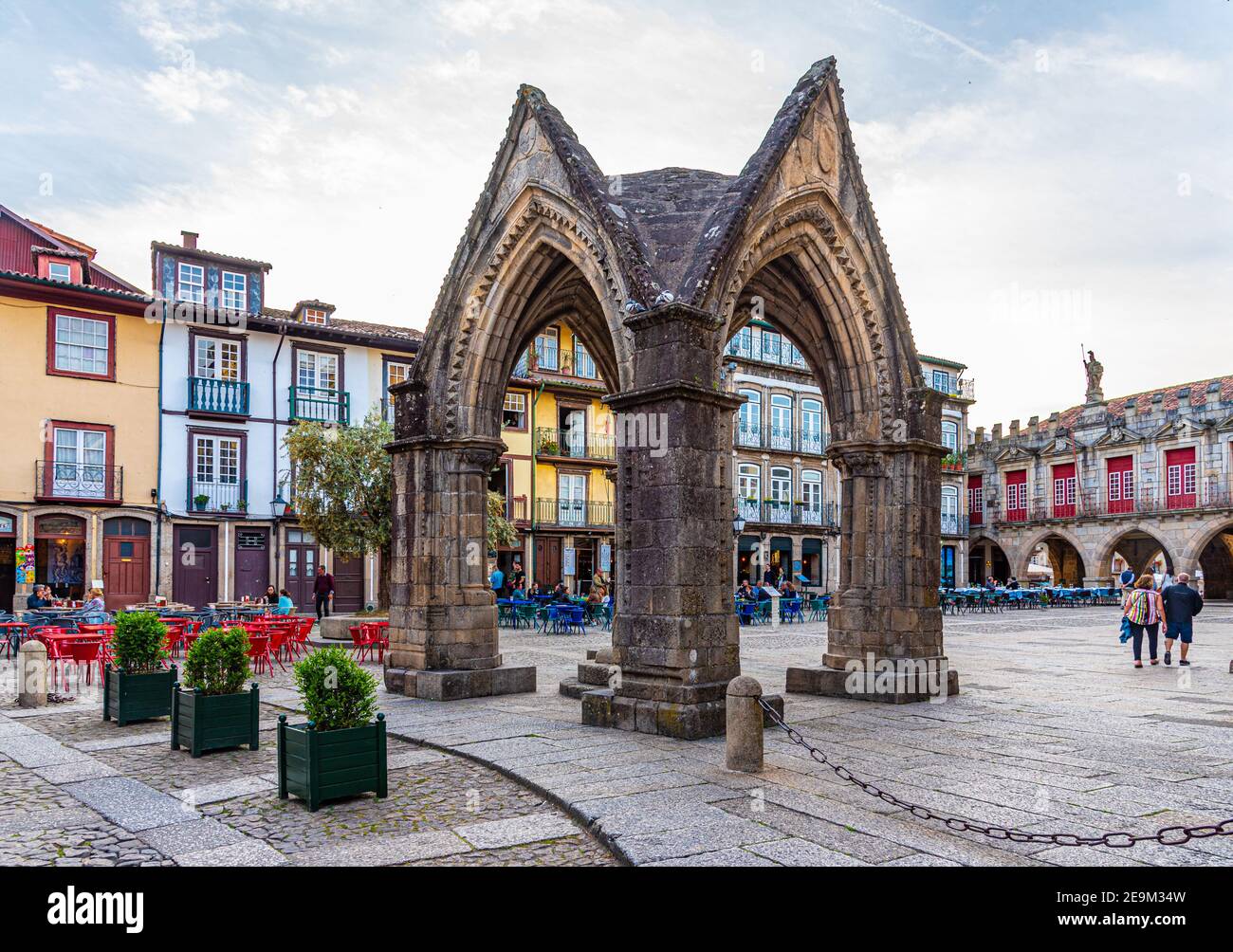 Centro historico de guimaraes hi-res stock photography and images - Alamy