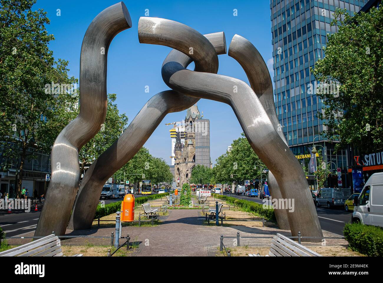 Kaiser wilhelm church berlin sculpture hi-res stock photography and ...