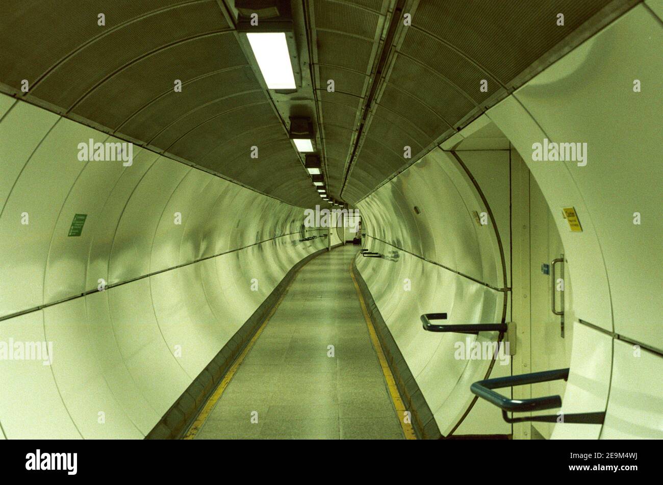Underground pedestrian tunnel hi-res stock photography and images - Alamy