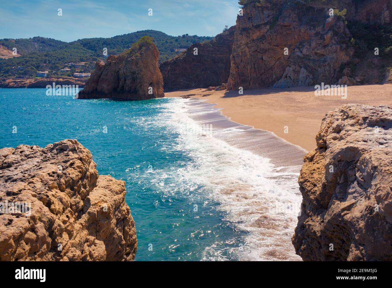 Rocky coastal in catalonia hi-res stock photography and images - Alamy