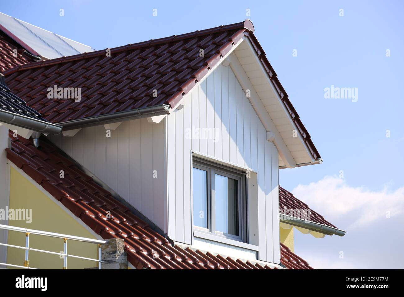 Wood cladding cladded hi-res stock photography and images - Alamy