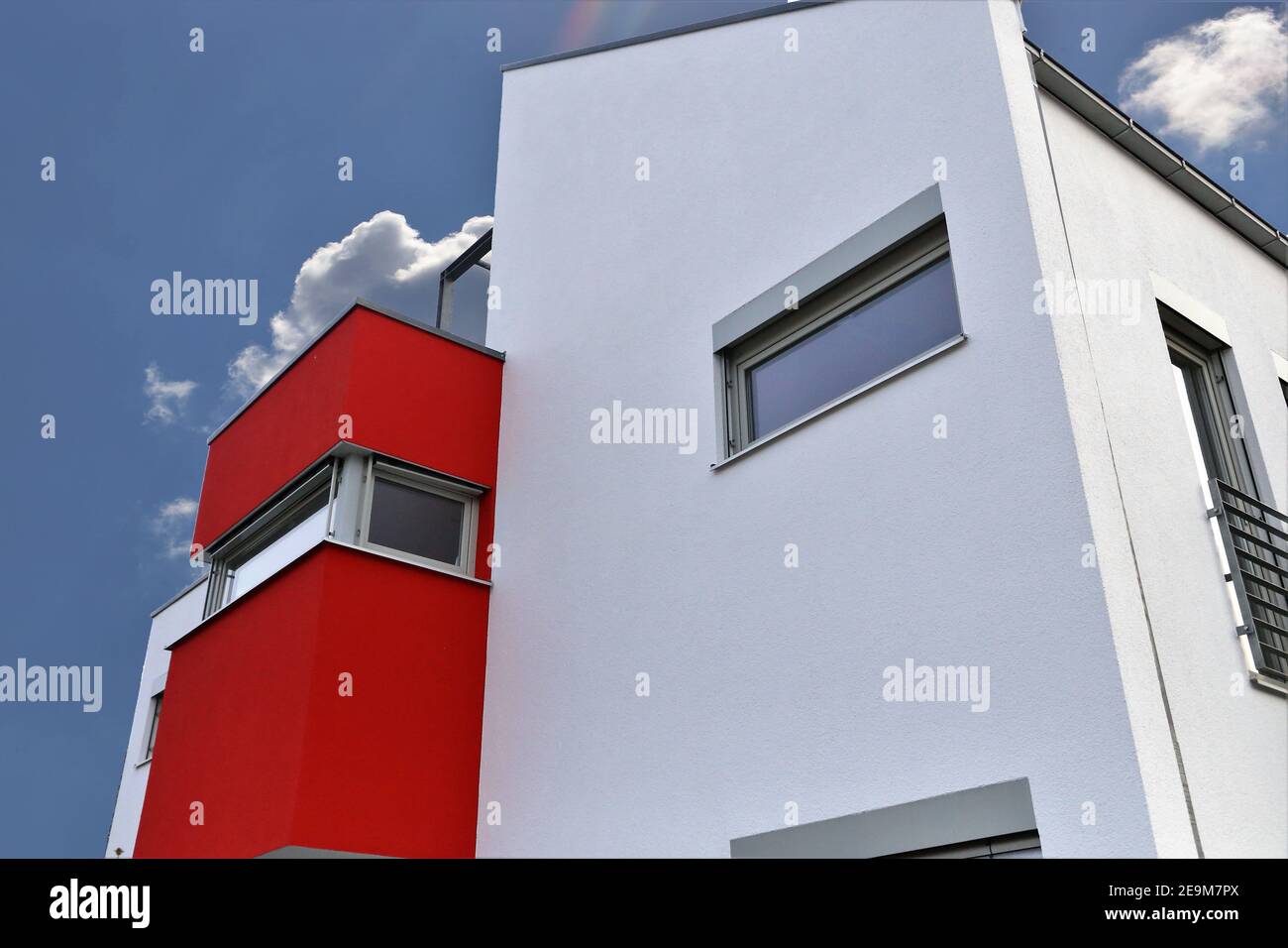 Residential home with modern facade painting Stock Photo - Alamy