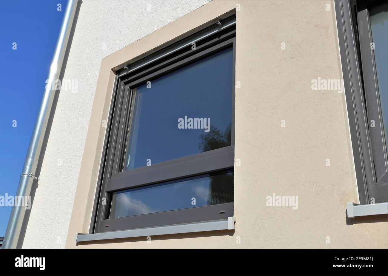 New plastic window, exterior shot Stock Photo - Alamy