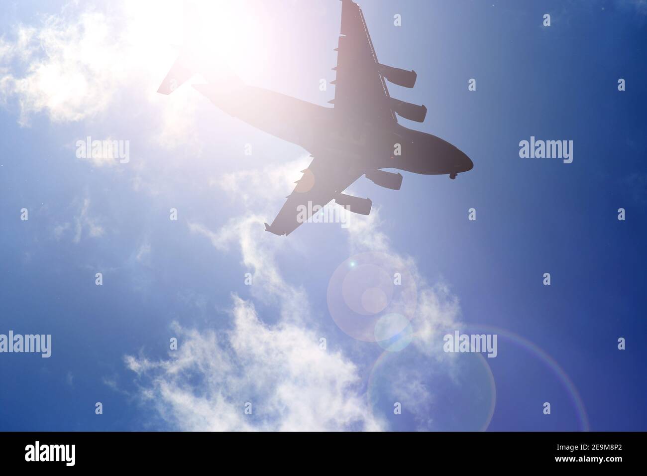 Aircraft passing the sun hi-res stock photography and images - Alamy
