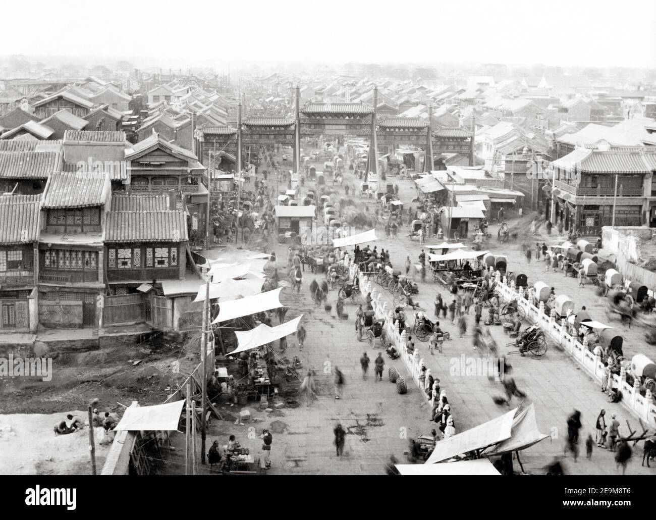 Late 19th century photograph - Street market, Peking Beijing China c ...
