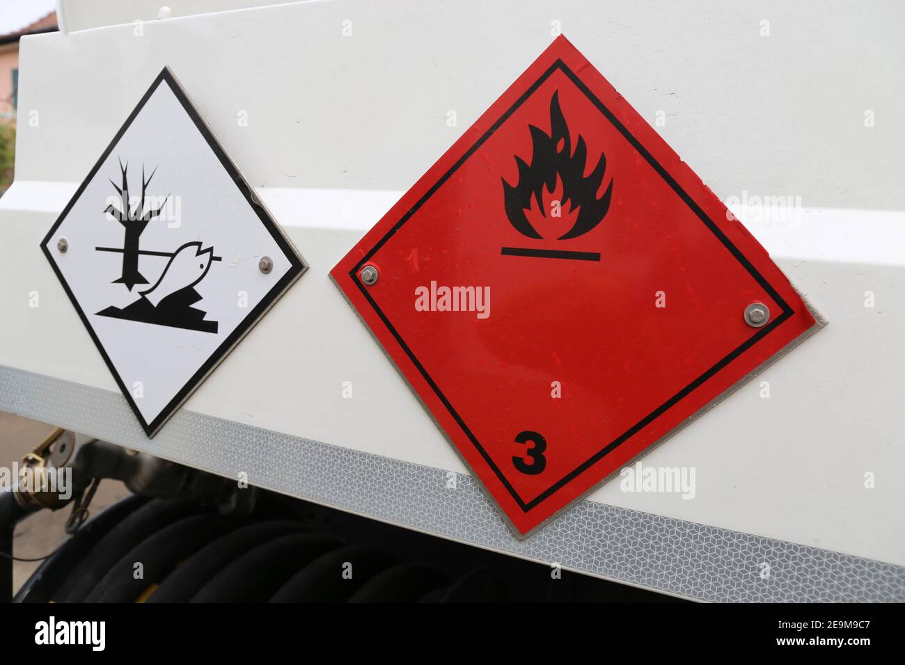 Dangerous goods sign hi-res stock photography and images - Alamy