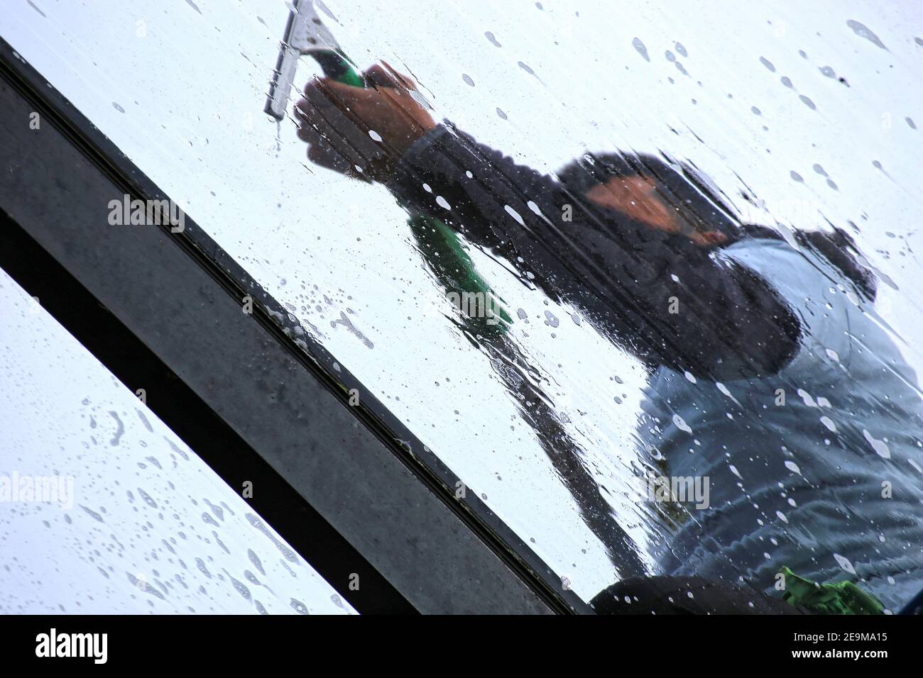 Conservatory roof cleaning hi-res stock photography and images - Alamy