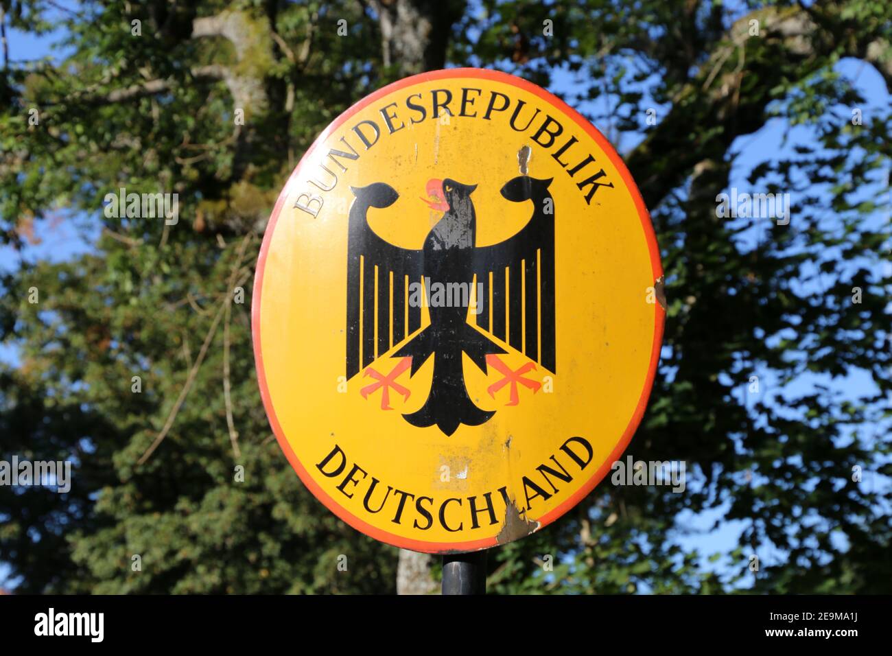 Oval Customs sign at the external border of the Federal Republic of ...