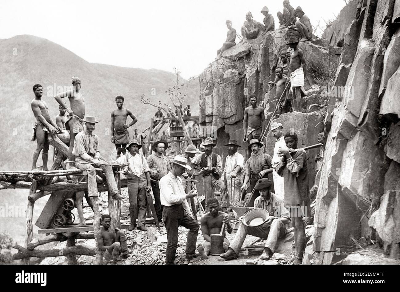 Late 19th century photograph - Mining - workers at the face, South ...