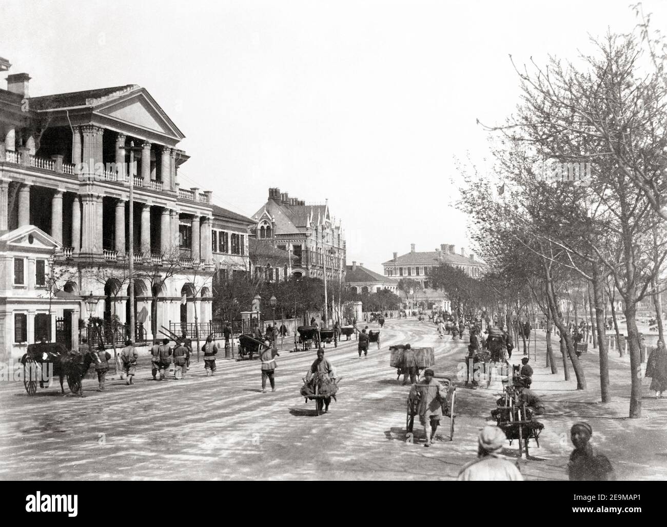 Late 19th century photograph - Traffic along The Bund, Shanghai, China ...
