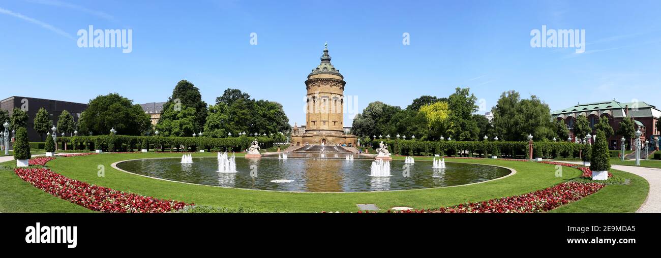 Mannheim (Baden-Wurttemberg, Germany) with his popular landmark, the ...