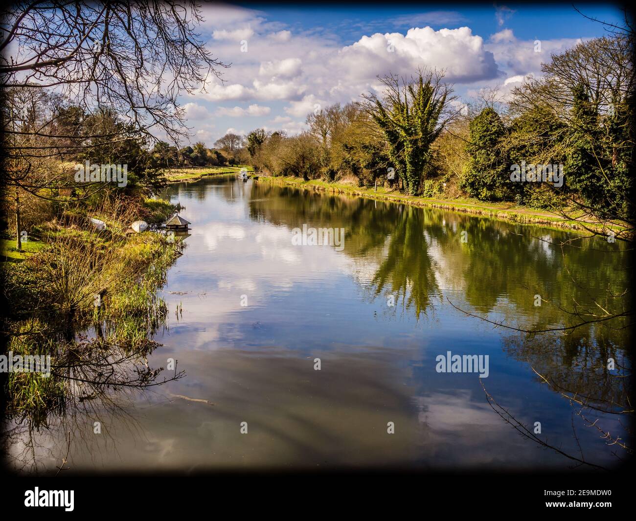 River kennet and avon canal hi-res stock photography and images - Alamy
