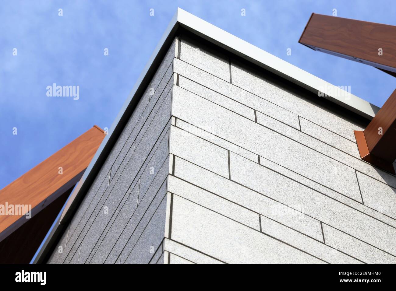 Grey clad building hi-res stock photography and images - Alamy
