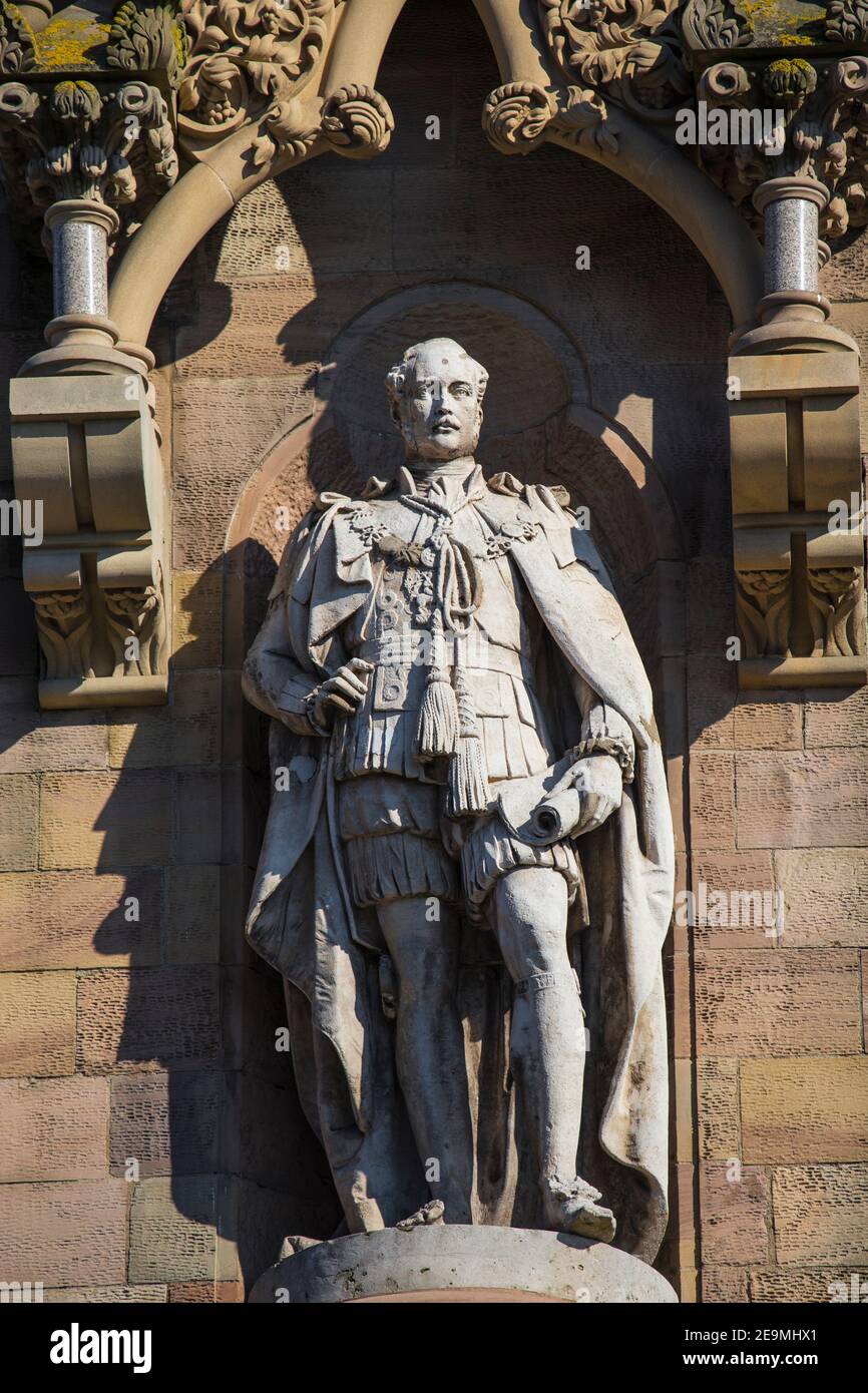 United Kingdom, Northern Ireland, Belfast, Statue on Albert Memorial ...