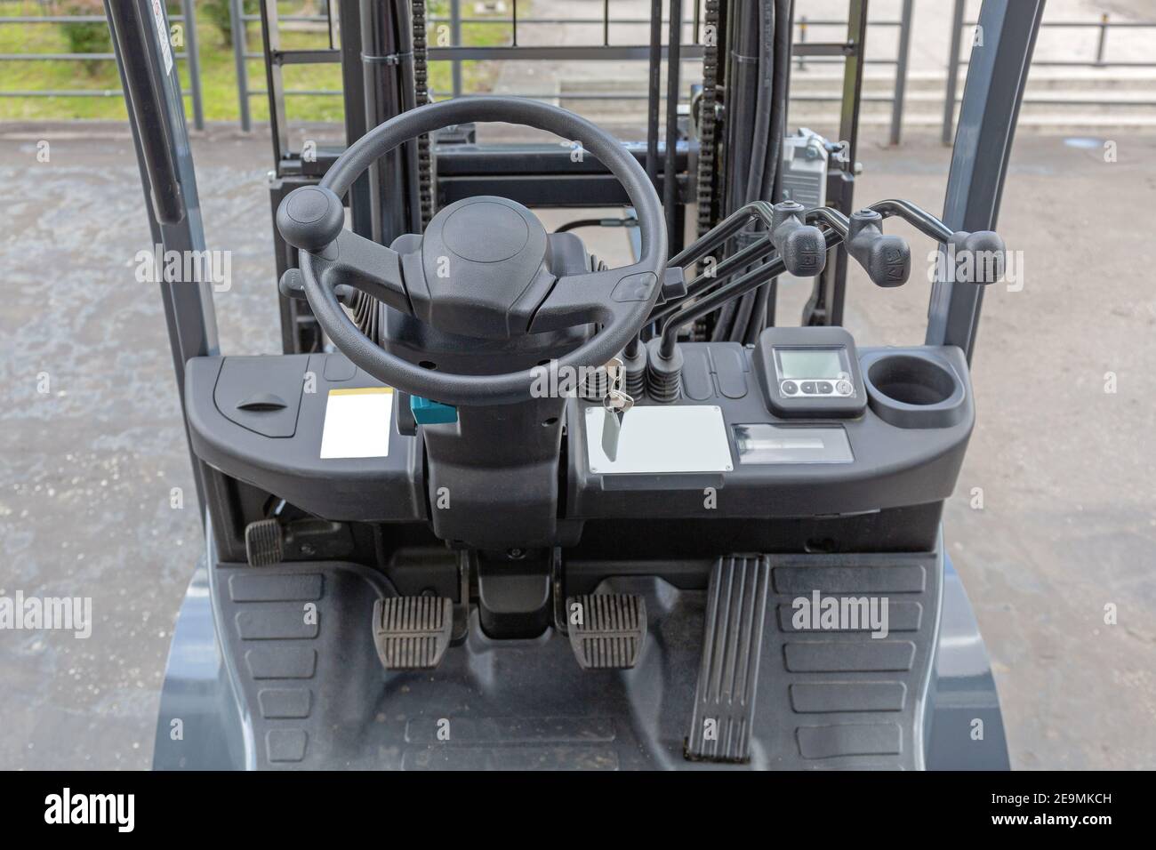 Position of the forks hi-res stock photography and images - Alamy