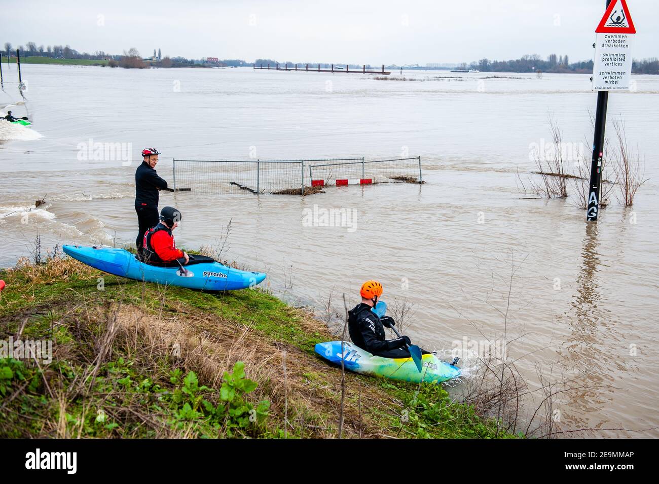 People kayaking in flooded hi-res stock photography and images - Alamy