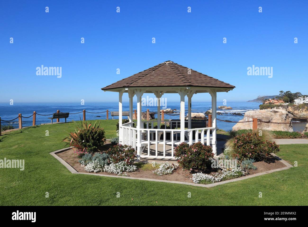 California landscape, USA - coast of Shell Beach (Pismo Beach). Margo ...