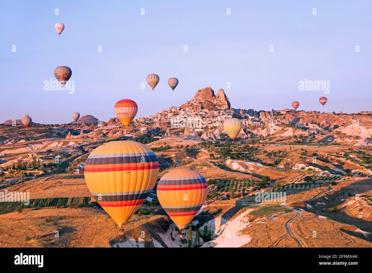 Cappadocia sunrise balloons hi-res stock photography and images - Alamy