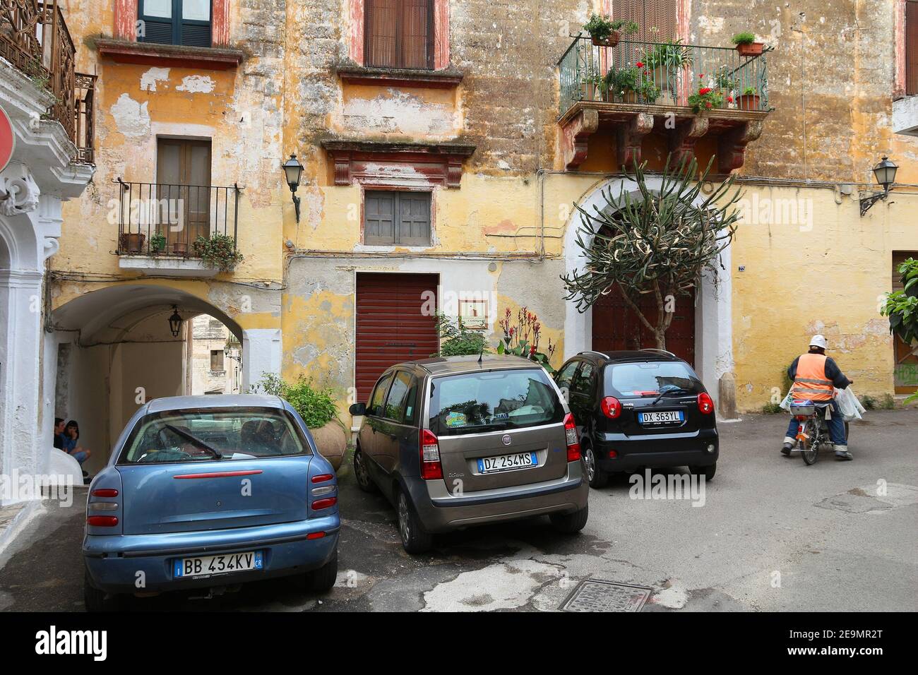 GROTTAGLIE, ITALY - JUNE 3, 2017: Old Town street view in Grottaglie ...