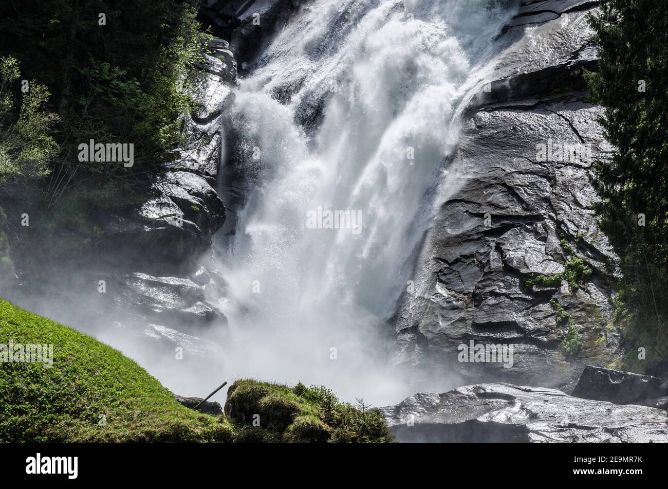 falling water at the waterfall Stock Photo - Alamy