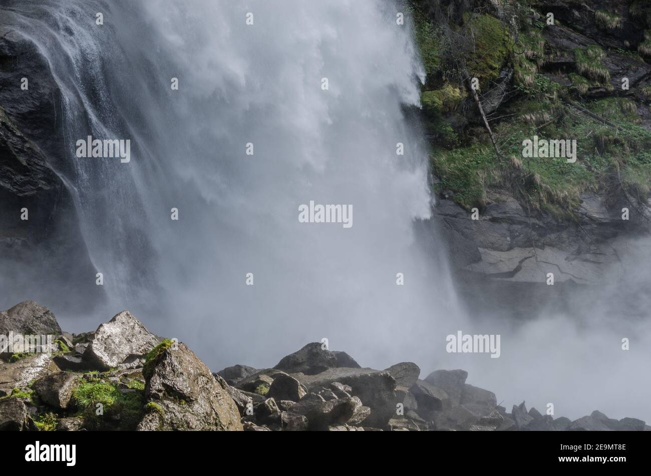 splashing water in waterfall Stock Photo - Alamy