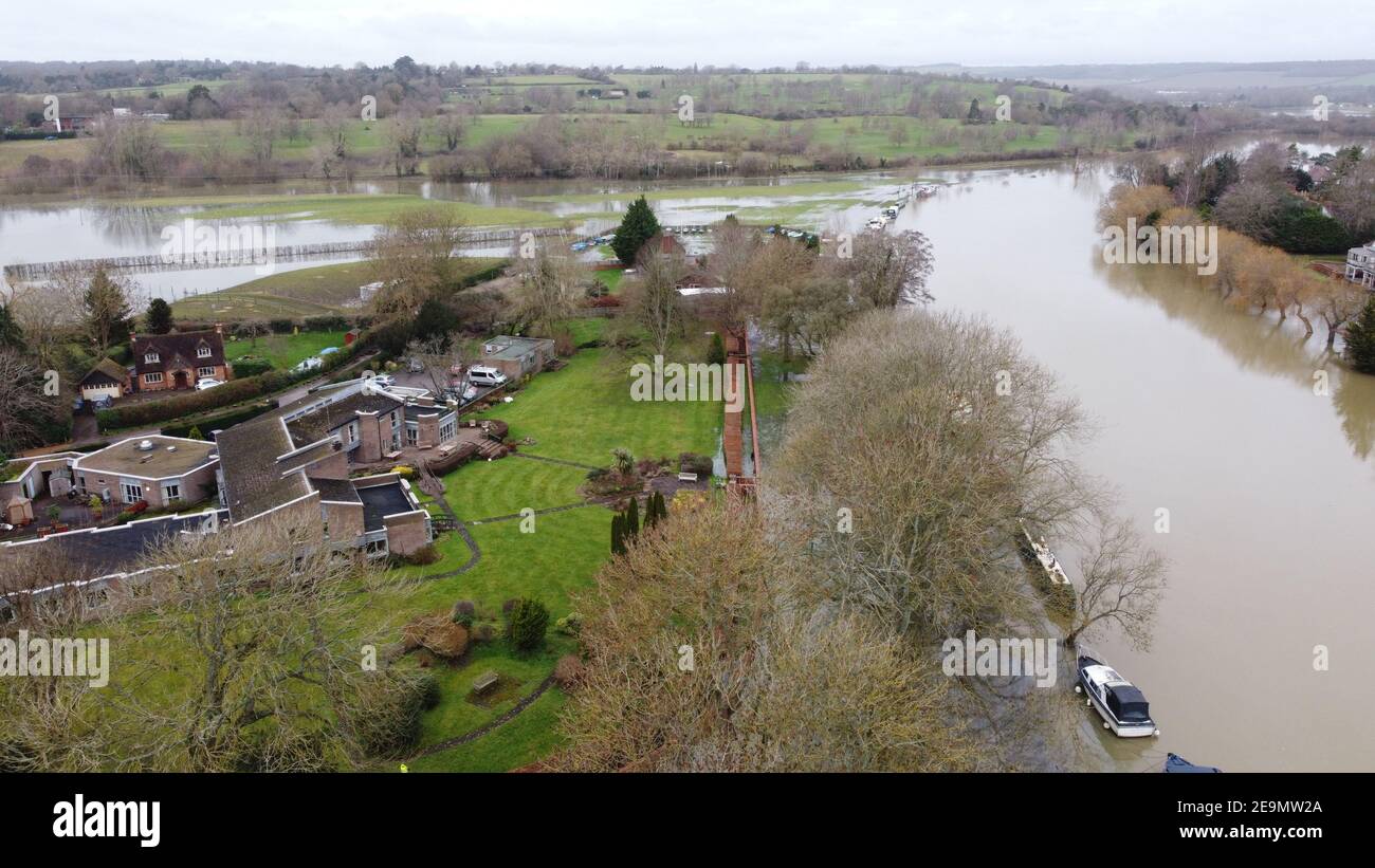 Cookham Flooding 2021 Stock Photo - Alamy