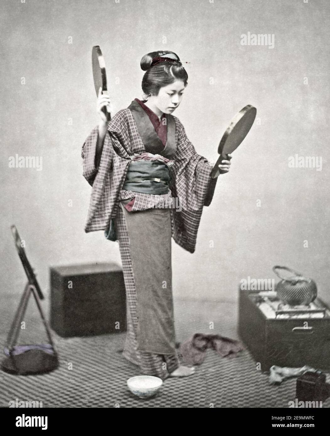 Two geisha photograph late 19th century geisha hi-res stock photography ...