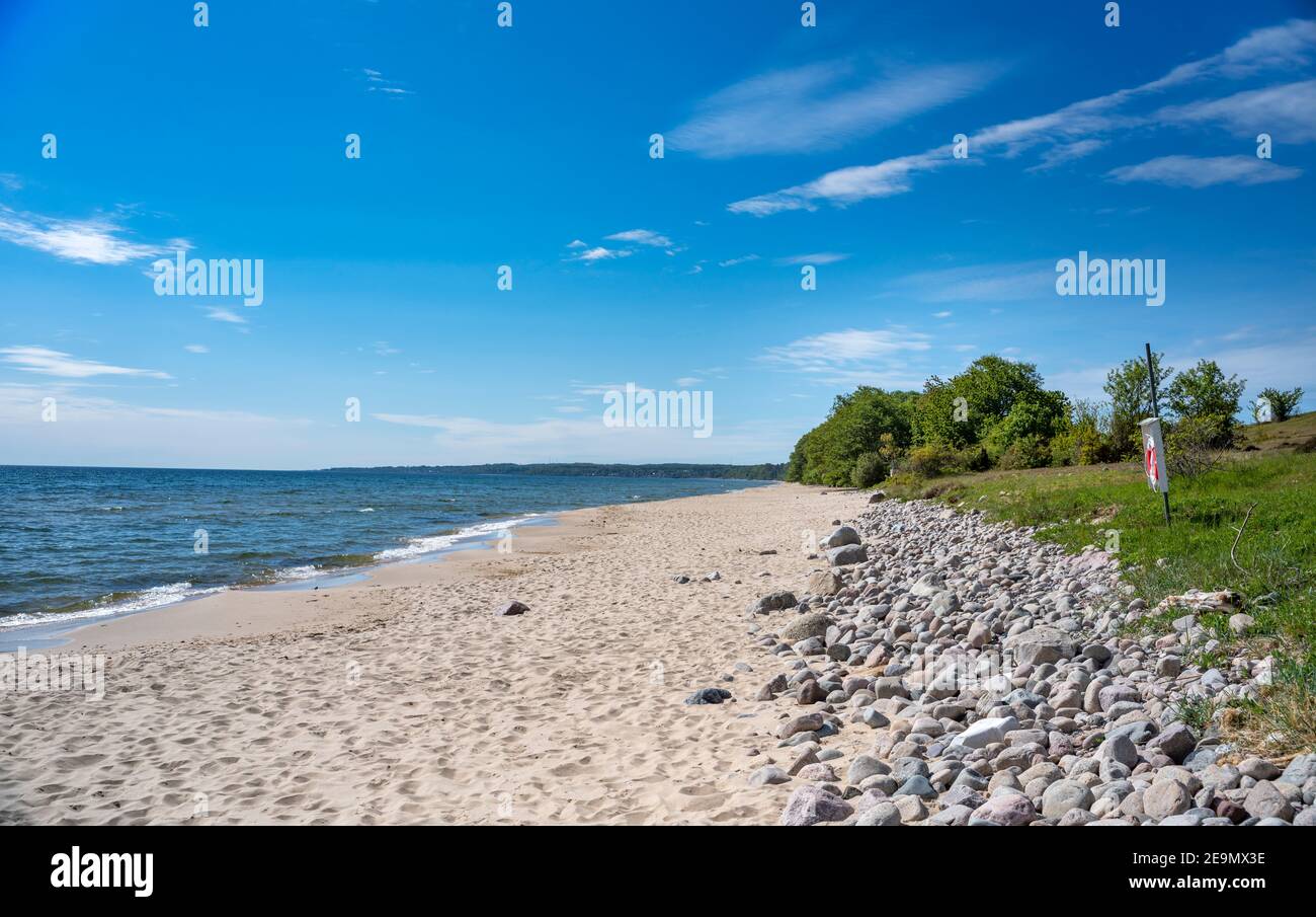Long Sandy Beach in Osterlen Skane, Stens Huvud National Park Stock ...