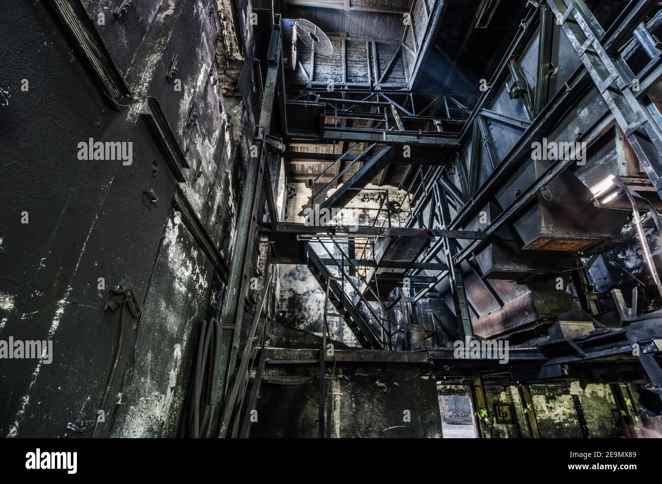 Hall of steel hi-res stock photography and images - Alamy