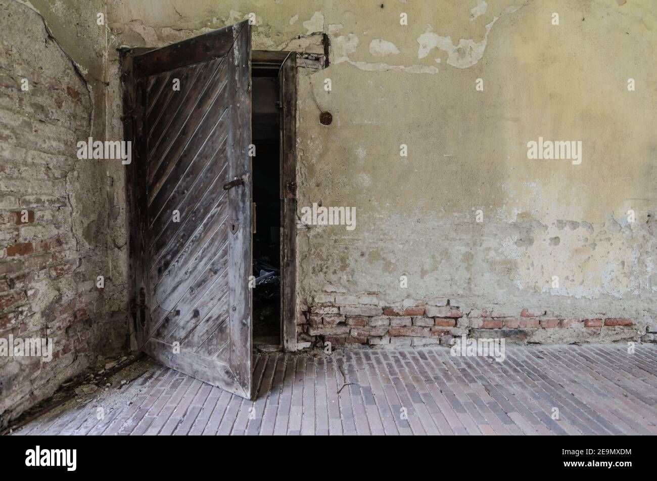 wooden door of old castle Stock Photo - Alamy