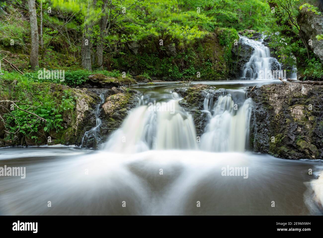 Stunning smooth waterfall background hi-res stock photography and ...