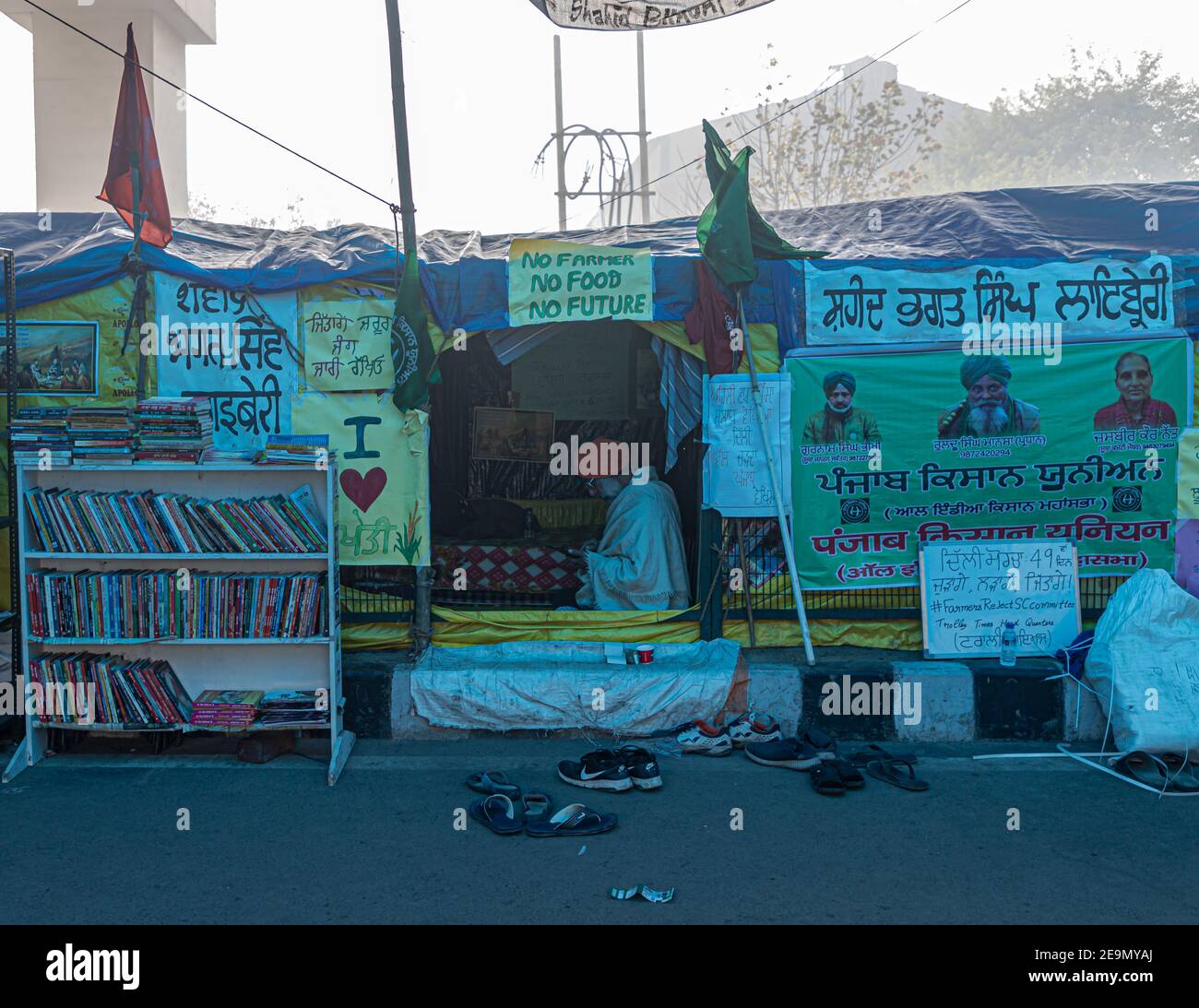 Tikri Border High Resolution Stock Photography and Images - Alamy