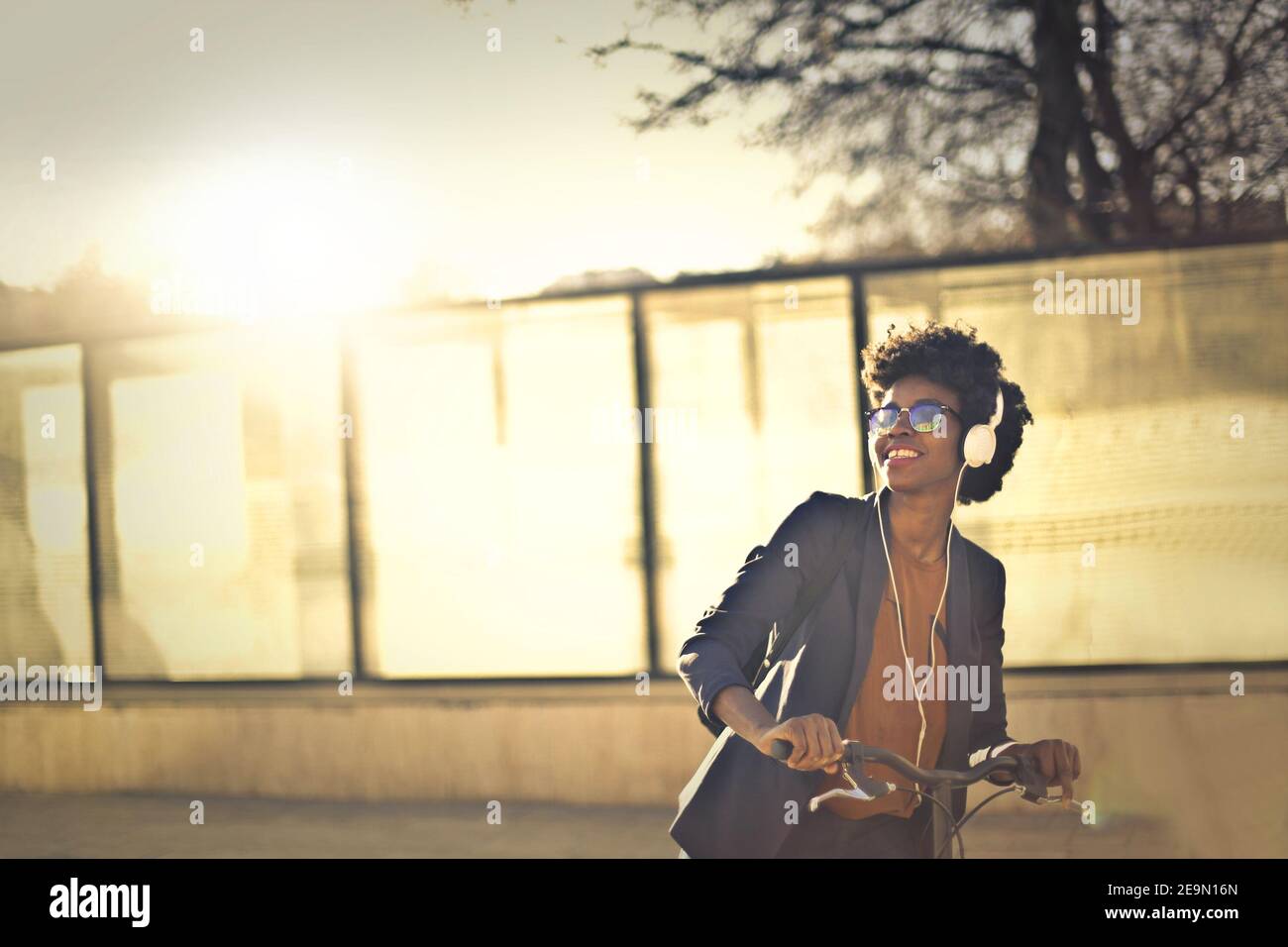 Black girl bicycle hi-res stock photography and images - Alamy