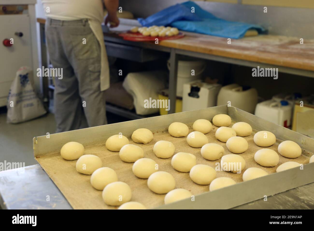 Baking bread and pastry in the bakery Stock Photo - Alamy