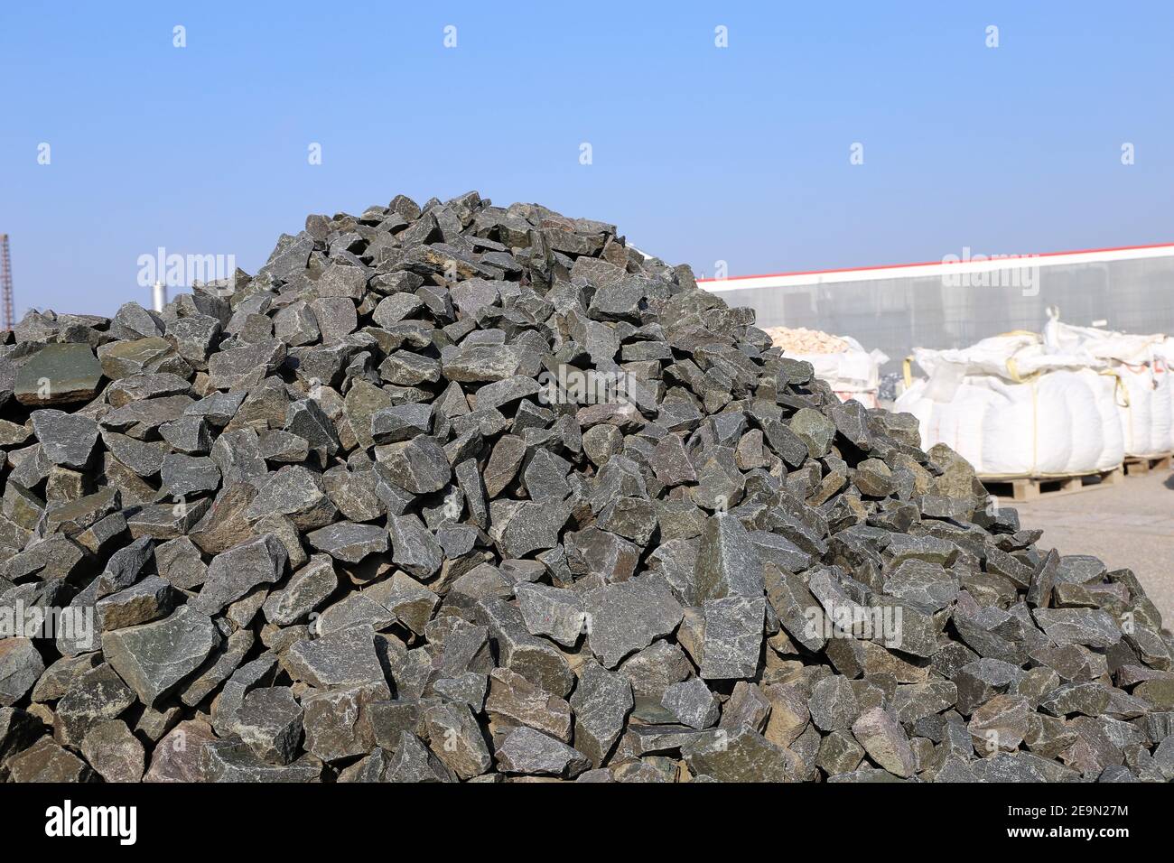 Quarry stones, rubble, granite Stock Photo - Alamy