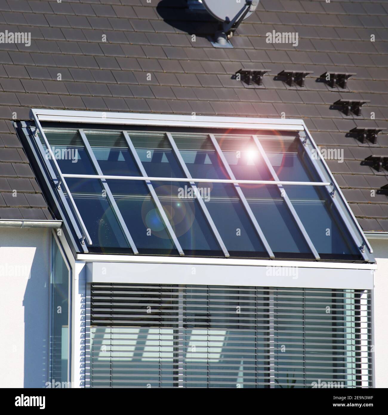 Modern new facade connection window Stock Photo - Alamy