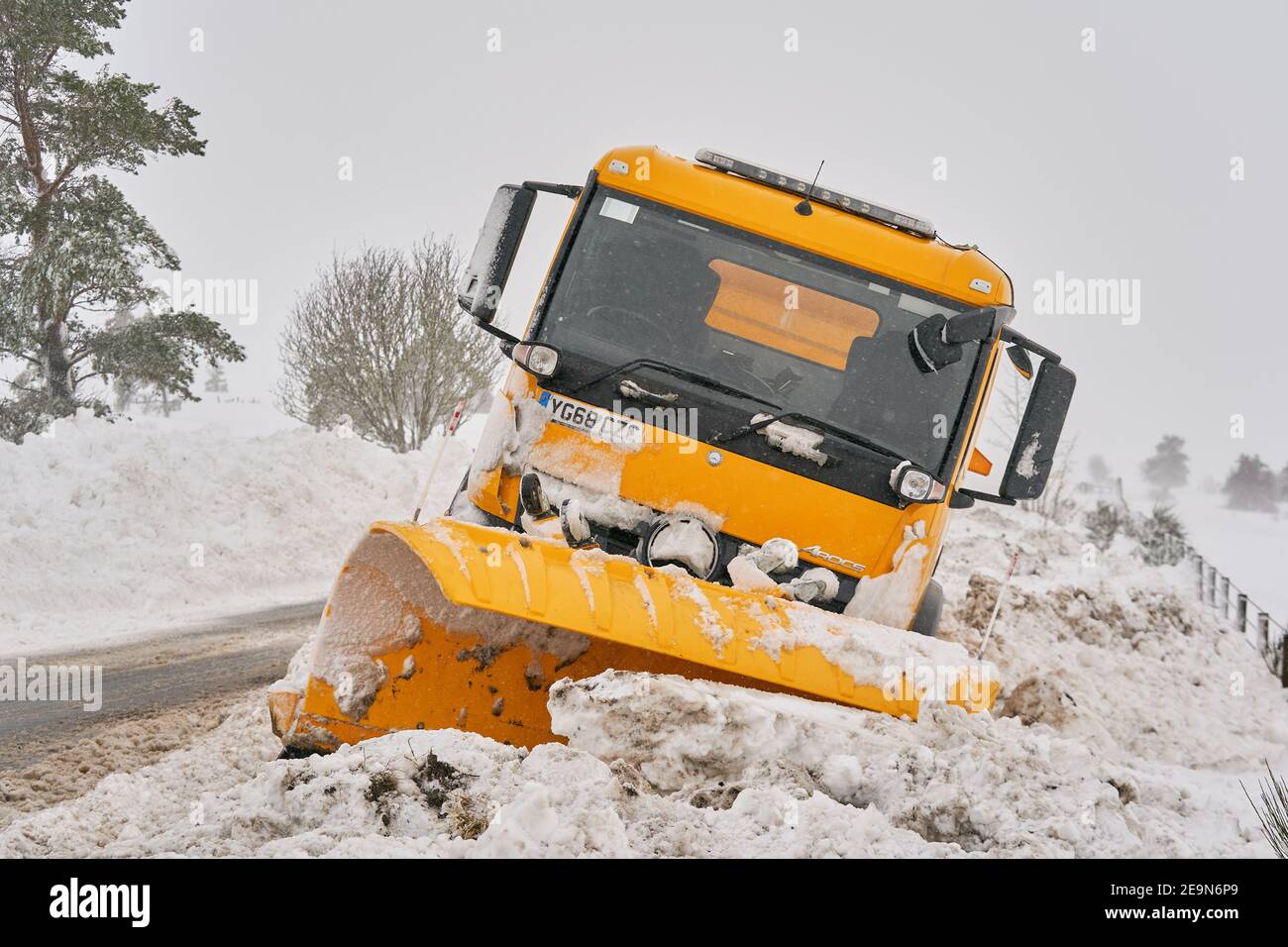 Scotland gritter 2021 hi-res stock photography and images - Alamy
