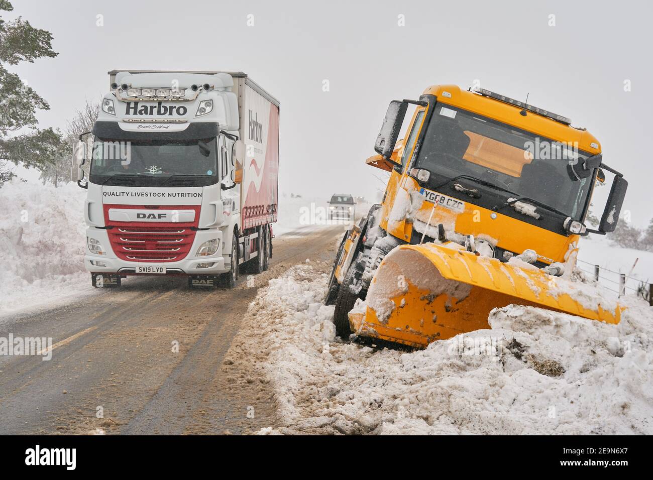 Scotland gritter 2021 hi-res stock photography and images - Alamy