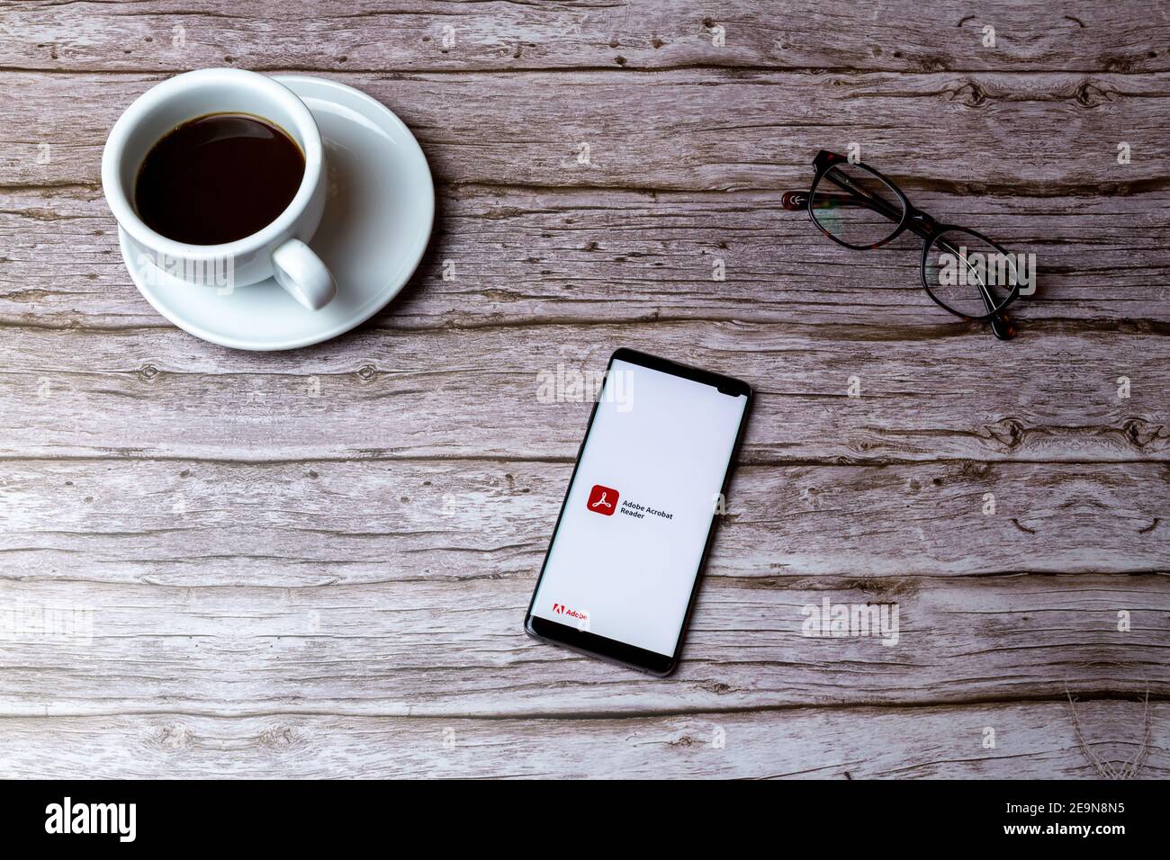 Adobe acrobat reader app hi-res stock photography and images - Alamy