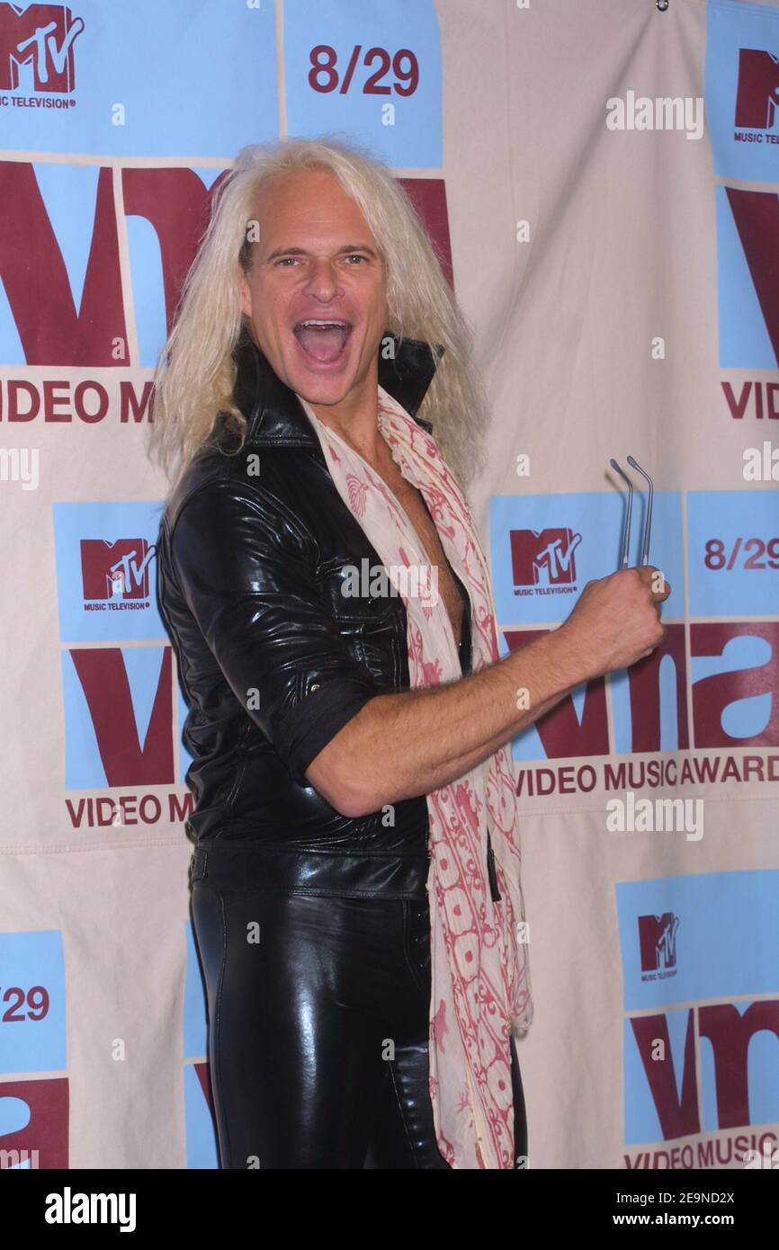 New York, NY--August 29, 2002--MTV Video Music Awards at Radio City ...