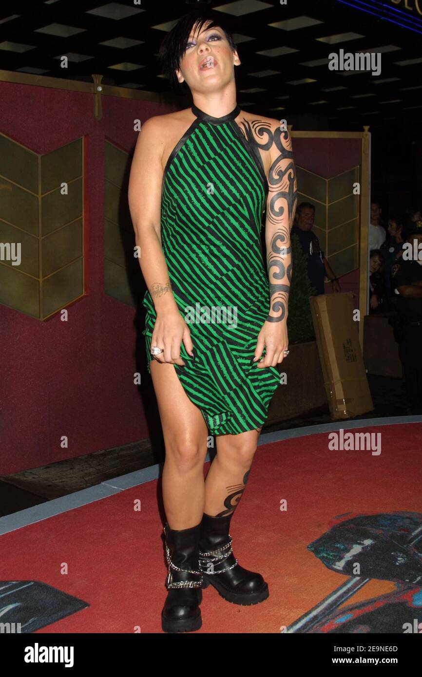 New York, NY--August 29, 2002--MTV Video Music Awards at Radio City ...