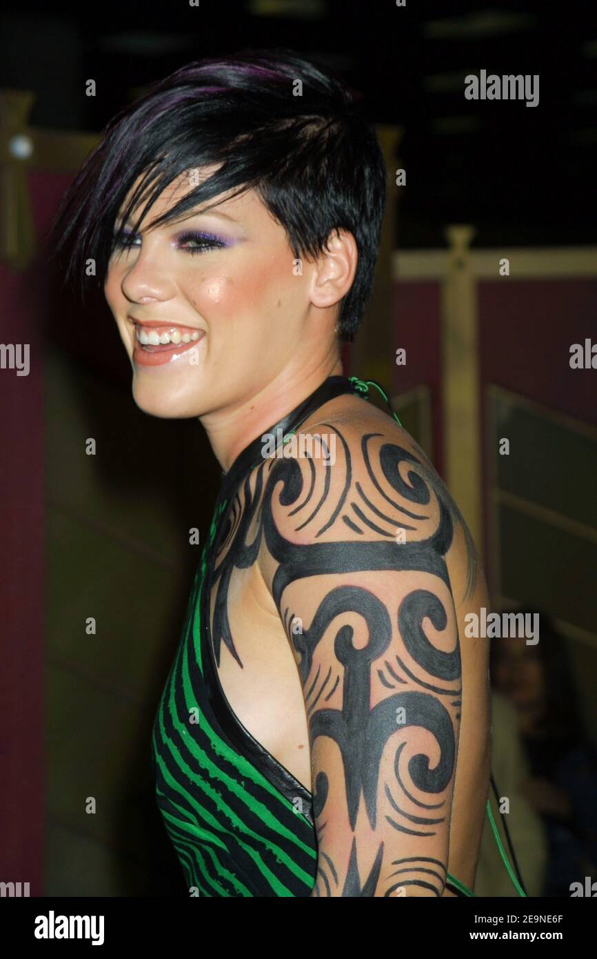 New York, NY--August 29, 2002--MTV Video Music Awards at Radio City ...