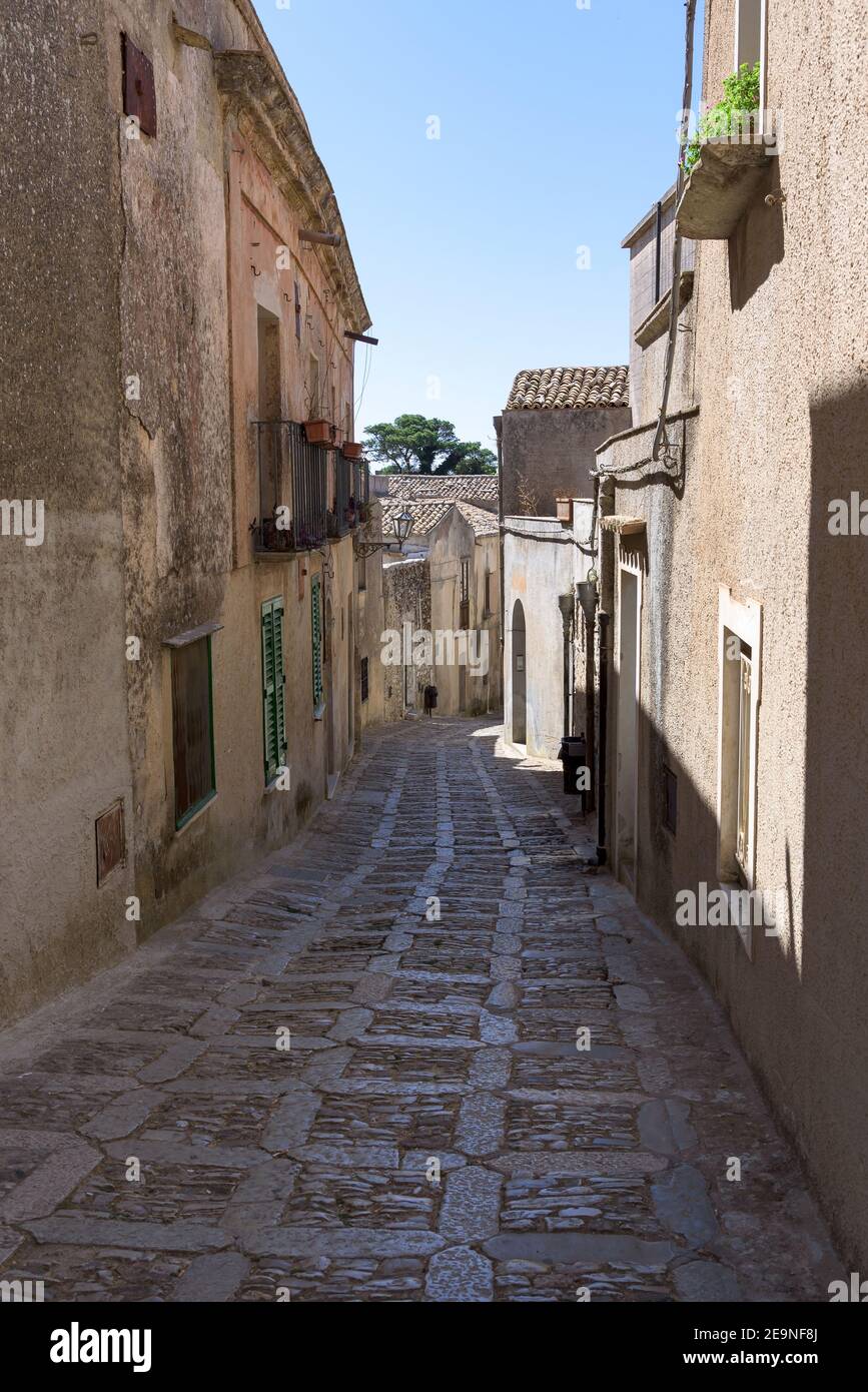 Narrow street of the famous ancient town Erice, Sicily, Sicily Stock ...