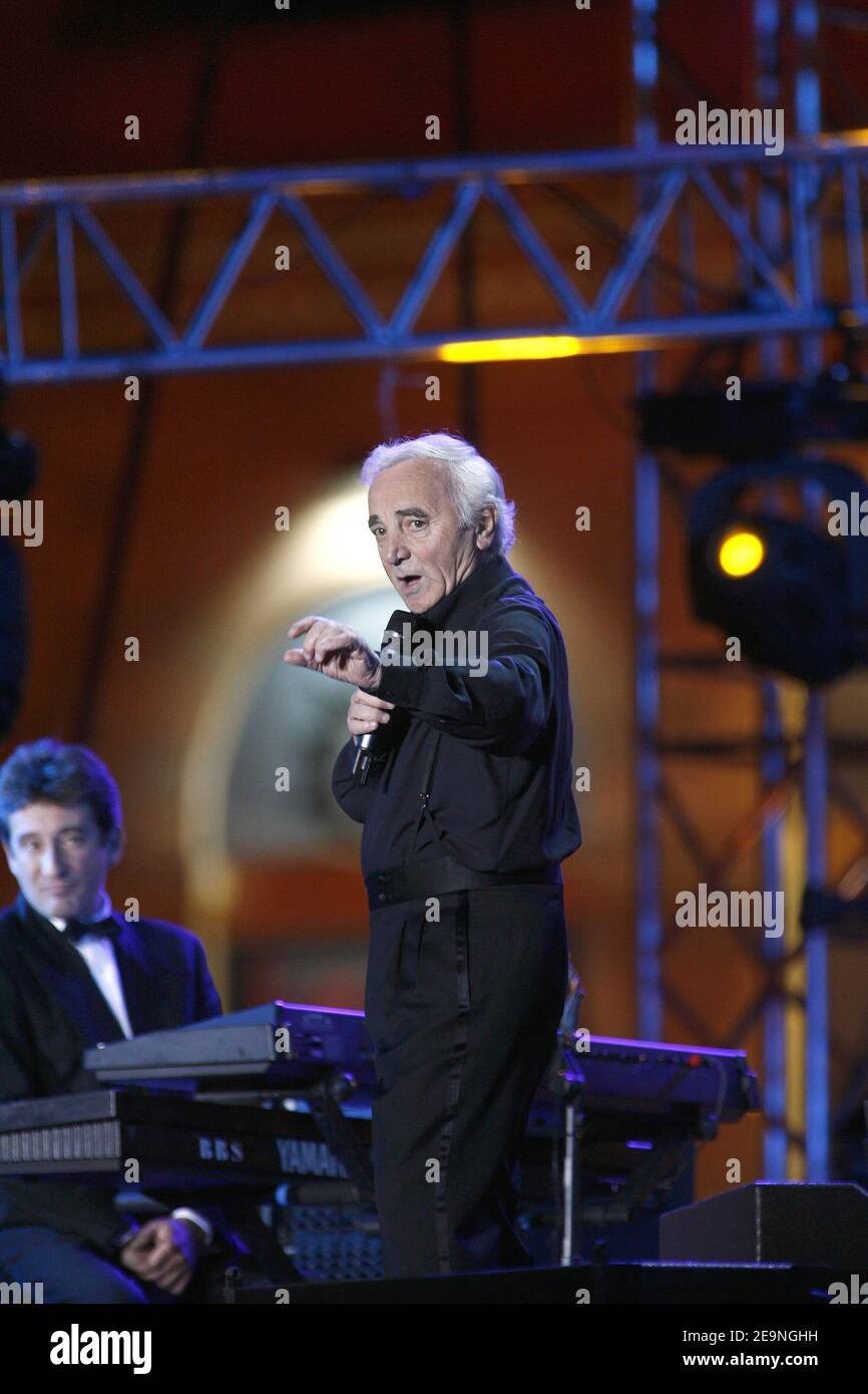 Charles aznavour in concert hi-res stock photography and images - Alamy