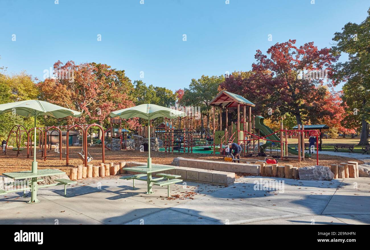 High Park waterplay and childrens playground Stock Photo - Alamy
