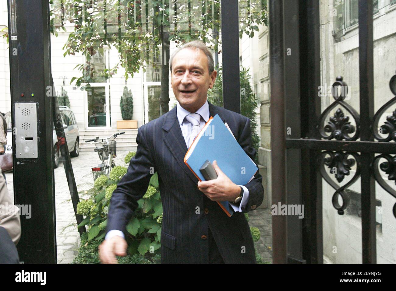 Bertrand leaves france hi-res stock photography and images - Alamy