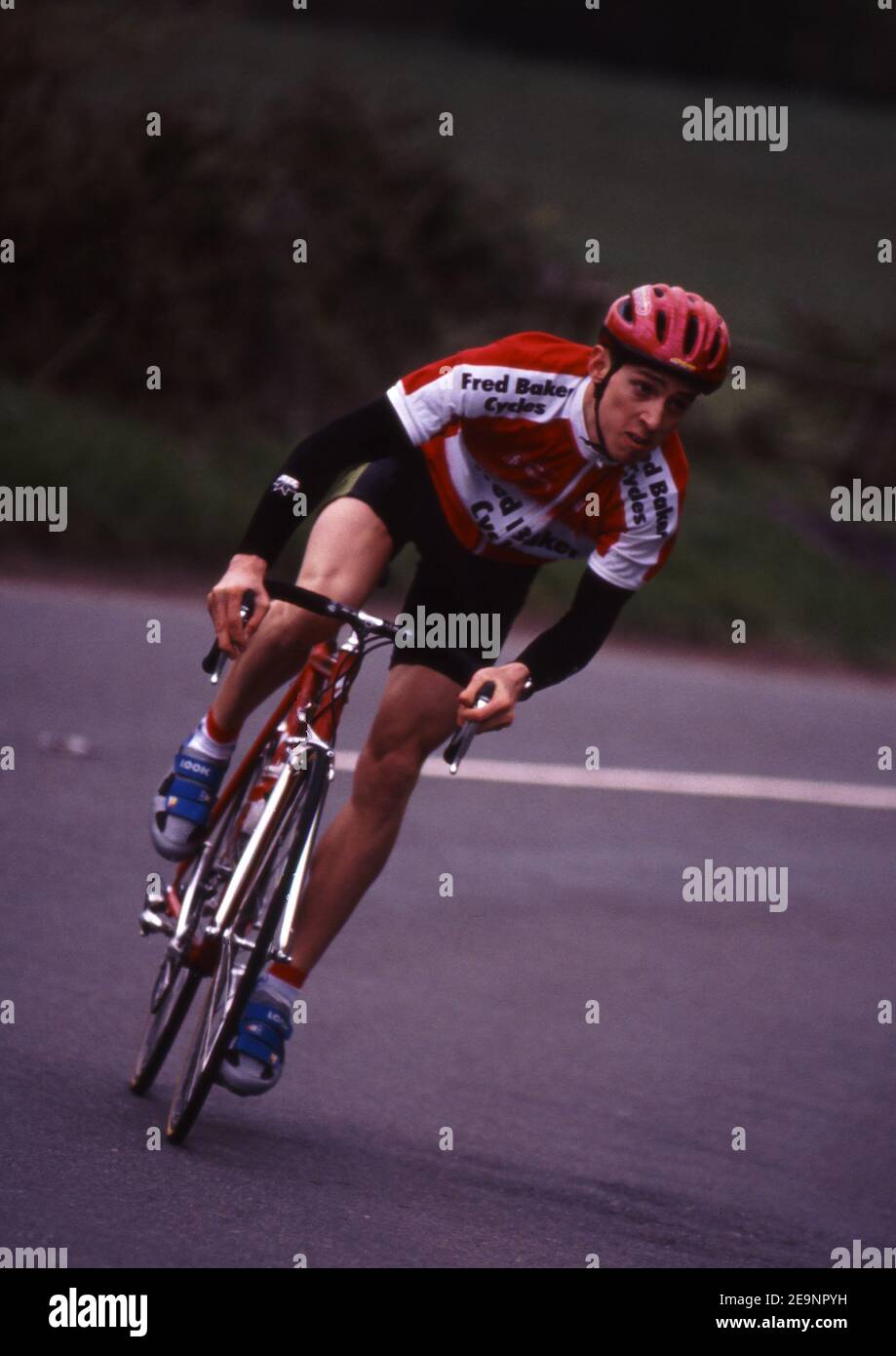 Road racing cyclist in Gloucestershire Stock Photo - Alamy